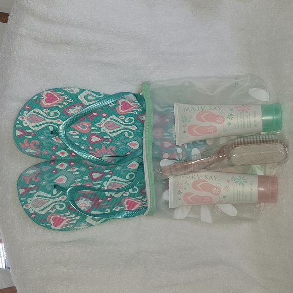 Mary Kay | Bath & Body | Mk Pedicure Deluxe Set | Poshmark